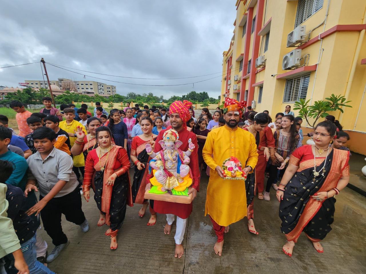 Ganesh Chaturthi Celebration 2024 | Shree Swaminarayan Gadi ...