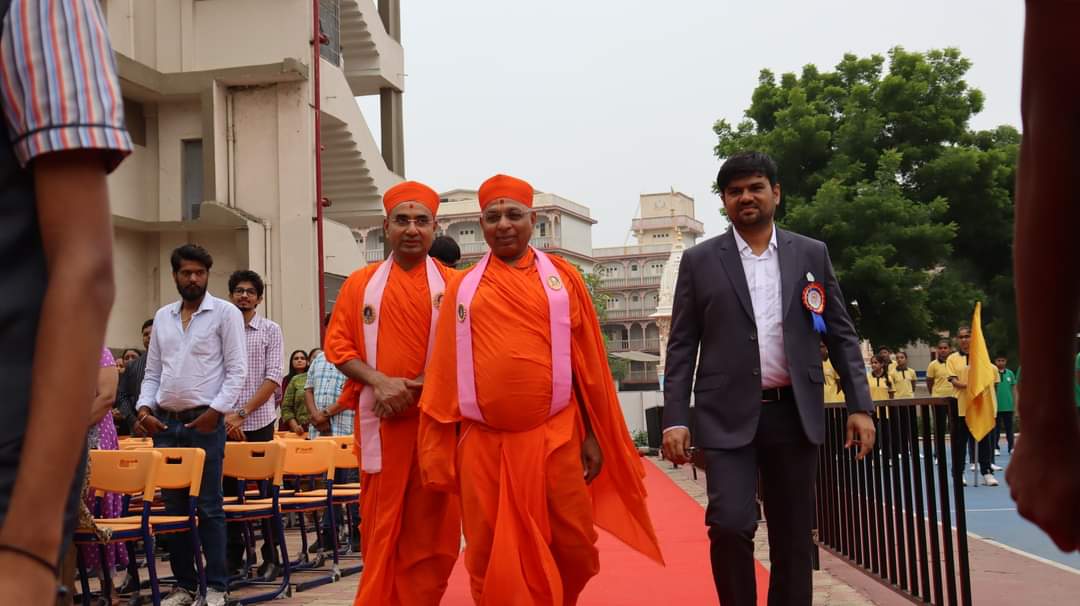 Investiture Ceremony 2024 | Shree Swaminarayan Gadi International ...