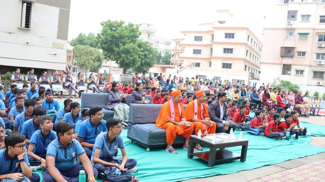 Investiture Ceremony 2024 | Shree Swaminarayan Gadi International ...