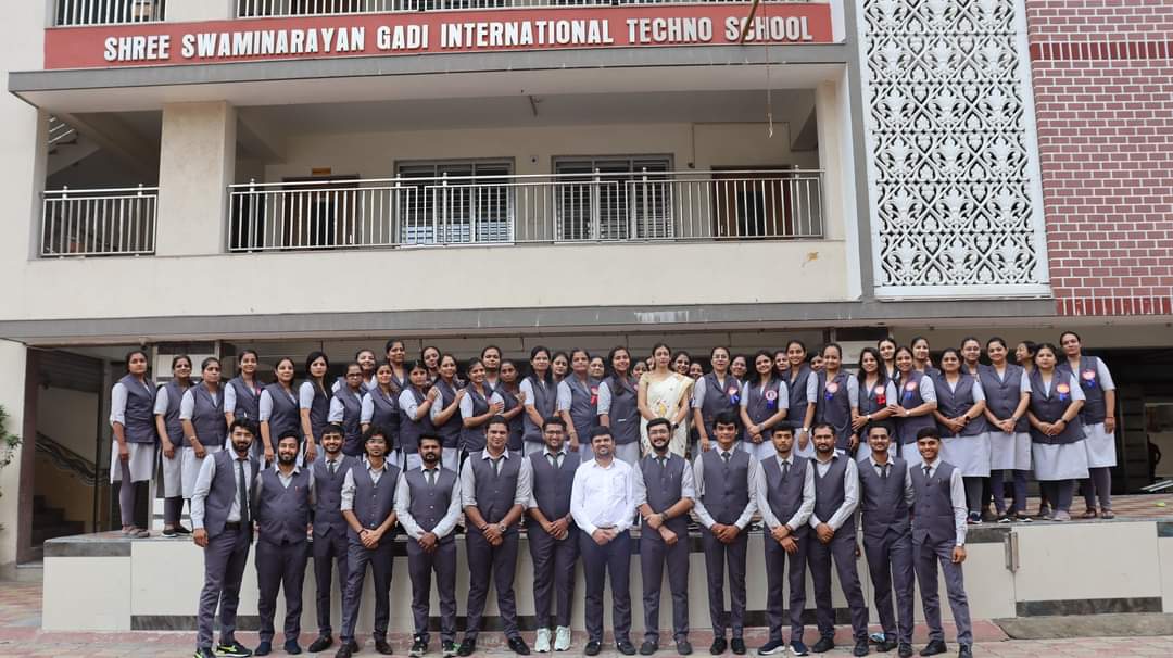 Investiture Ceremony 2024 | Shree Swaminarayan Gadi International ...