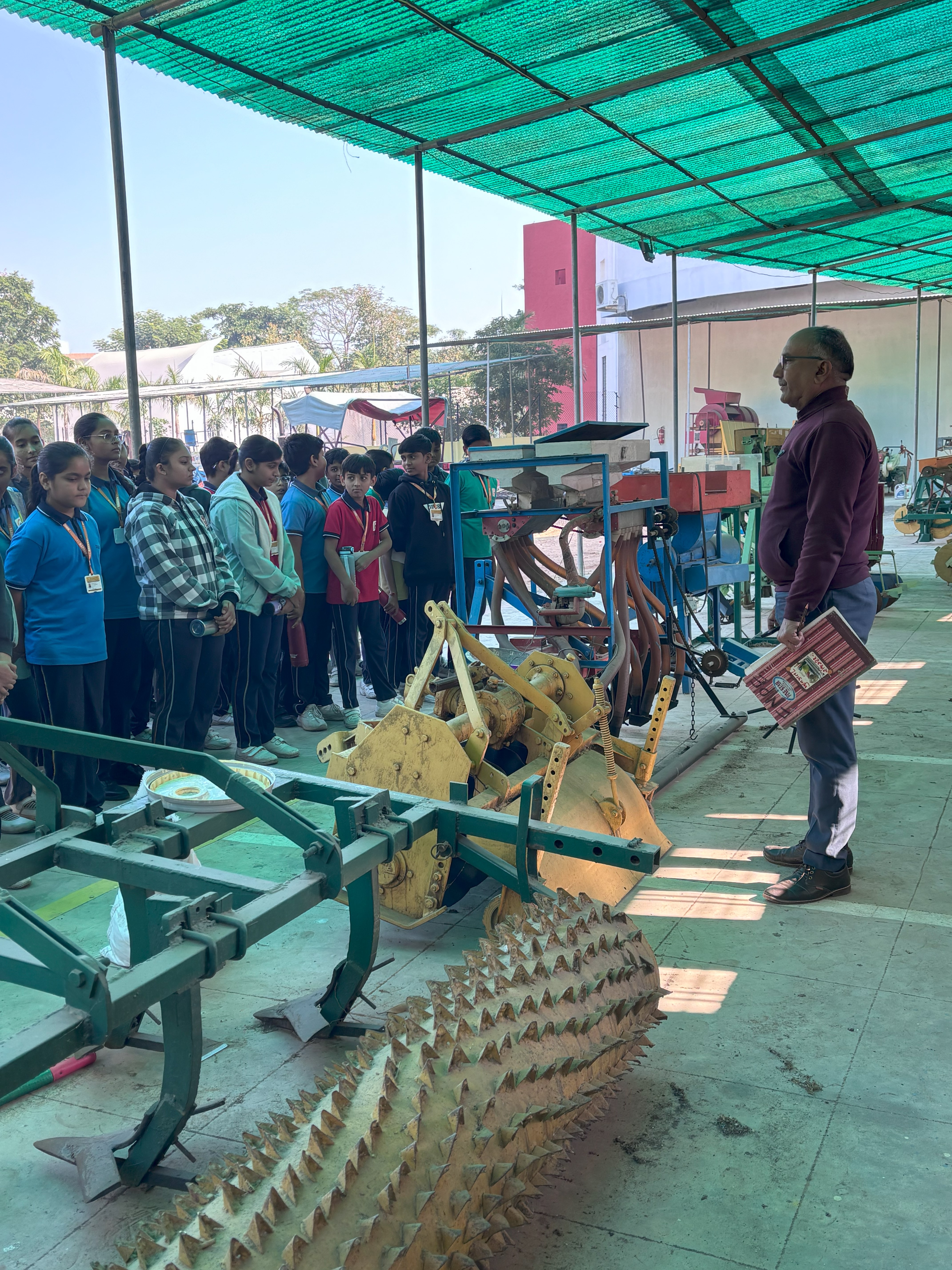Visit to Agricultural and Engineering College | Shree Swaminarayan Gadi ...
