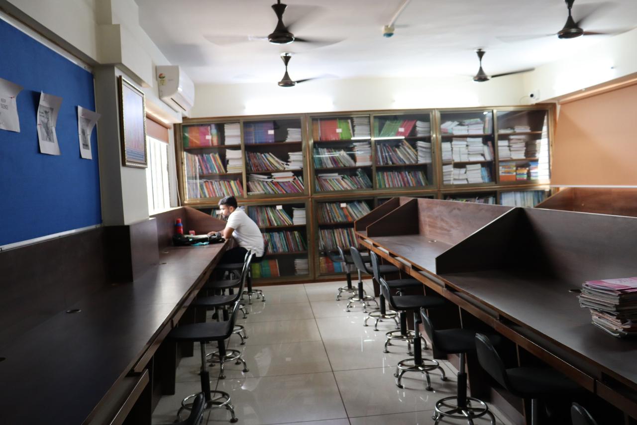 Facilities - Library | Shree Swaminarayan Gadi International Techno School